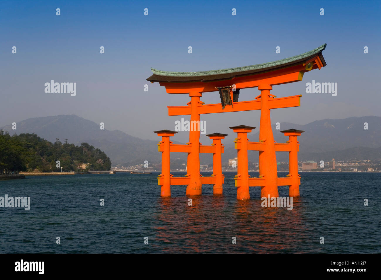 Tori shima -Fotos und -Bildmaterial in hoher Auflösung – Alamy