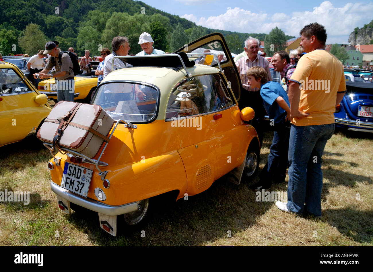 Alte bmw autos -Fotos und -Bildmaterial in hoher Auflösung – Alamy