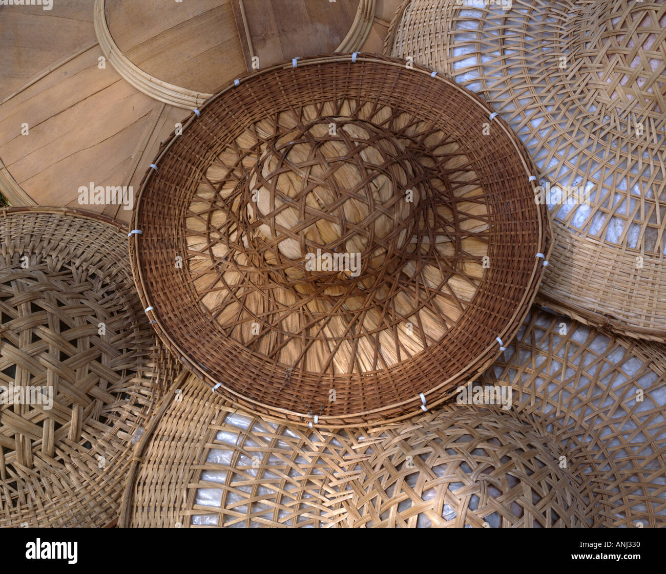 Straw Coolie Hat Stockfotos & Straw Coolie Hat Bilder - Alamy