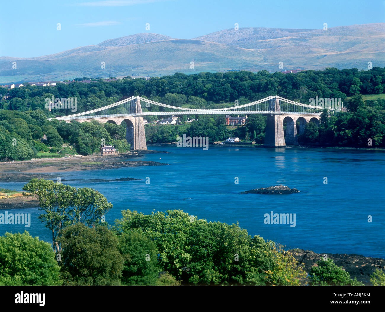 Fluss menai afon menai -Fotos und -Bildmaterial in hoher Auflösung – Alamy