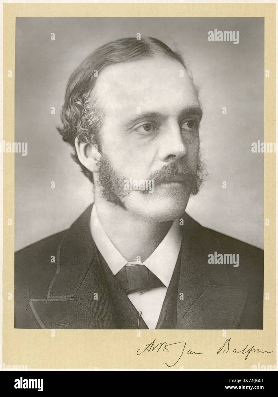1 earl of balfour -Fotos und -Bildmaterial in hoher Auflösung – Alamy