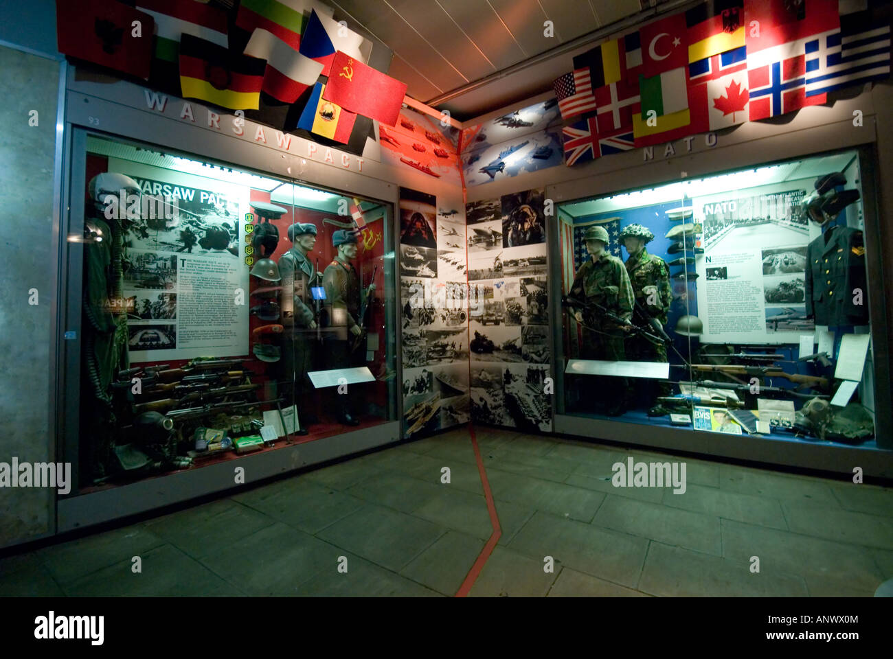 Warsaw pact soldiers -Fotos und -Bildmaterial in hoher Auflösung – Alamy