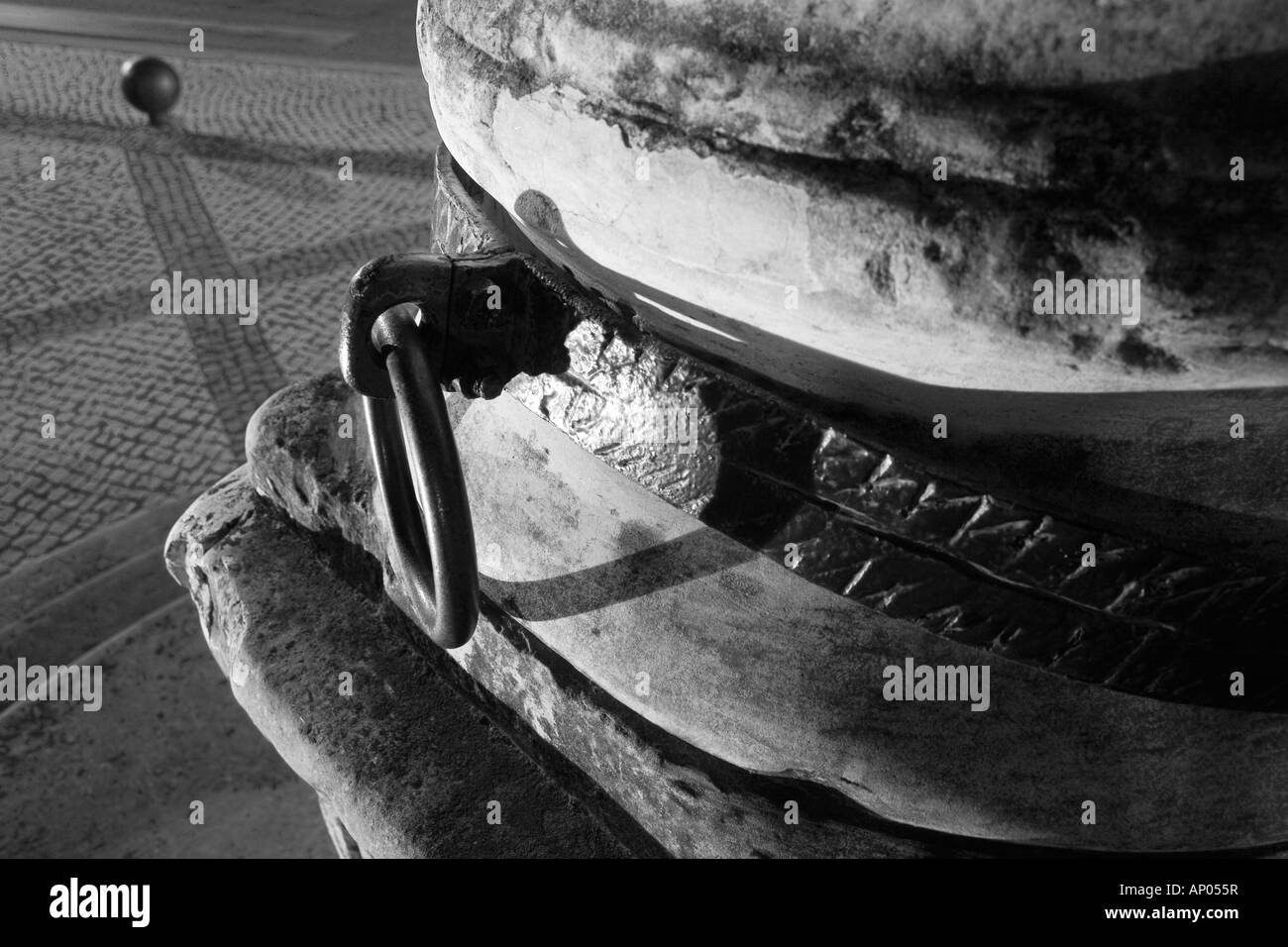 Mittelalter pranger Schwarzweiß-Stockfotos und -bilder - Alamy