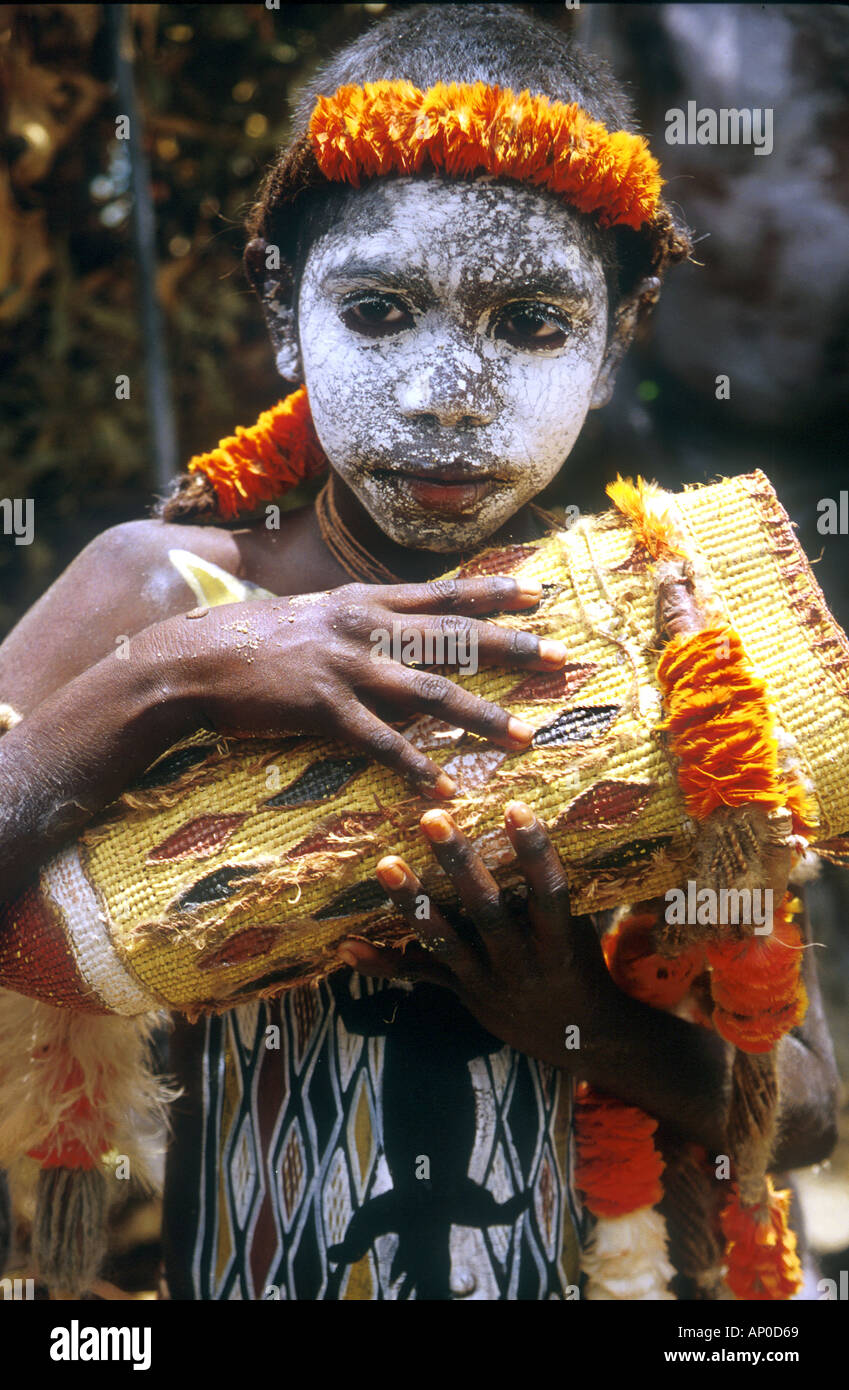 Australia Aboriginal Painted Body Stockfotos und -bilder Kaufen - Alamy