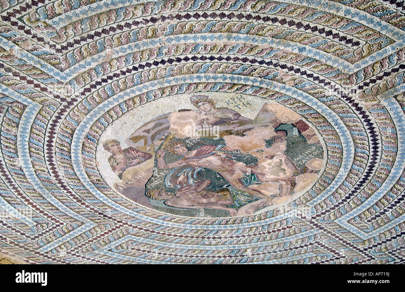 Römisches Mosaik in der Villa des Theseus am alten Standort von Nea ...