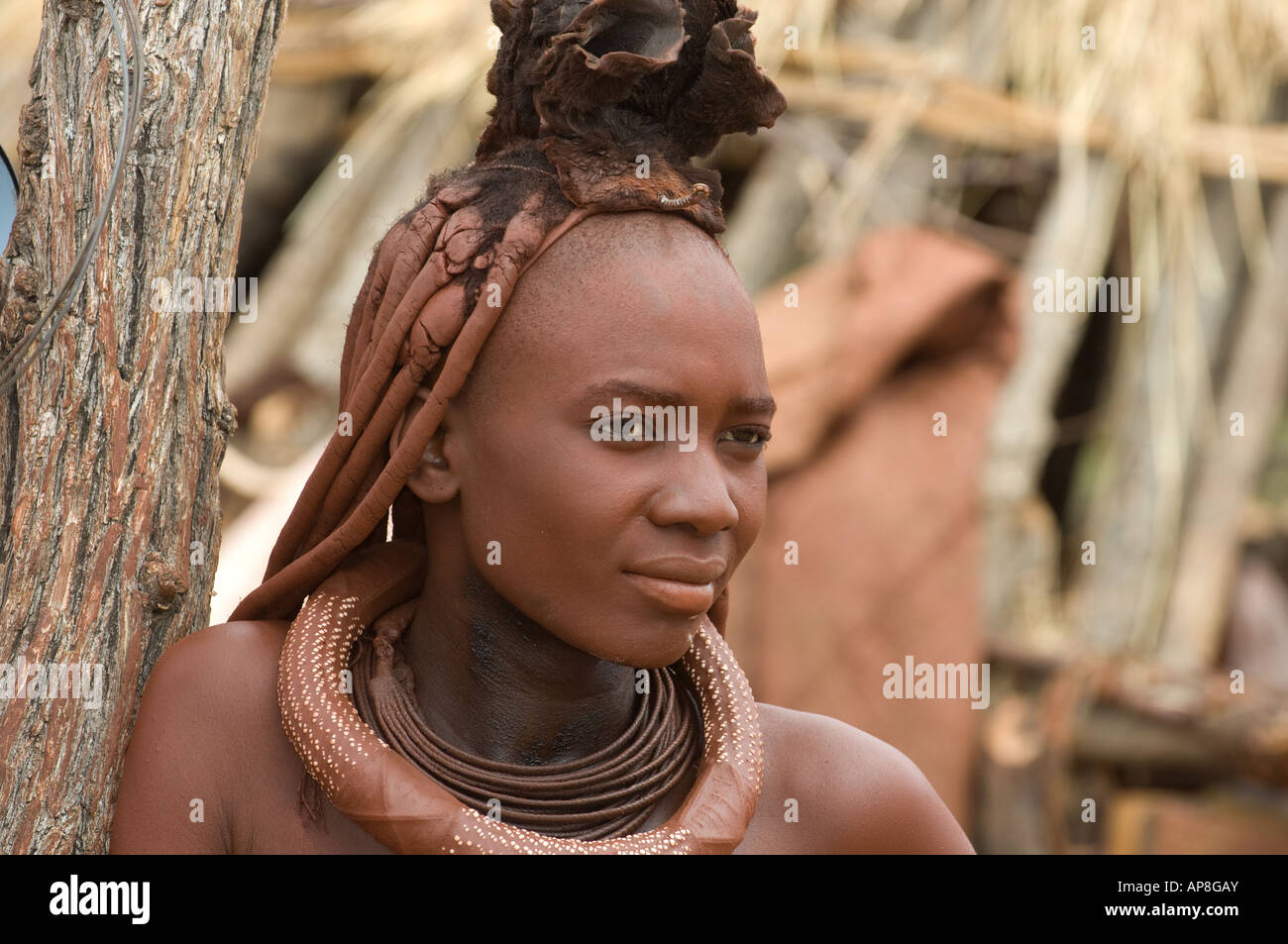 Himba Frau in namibia Stockfotografie - Alamy