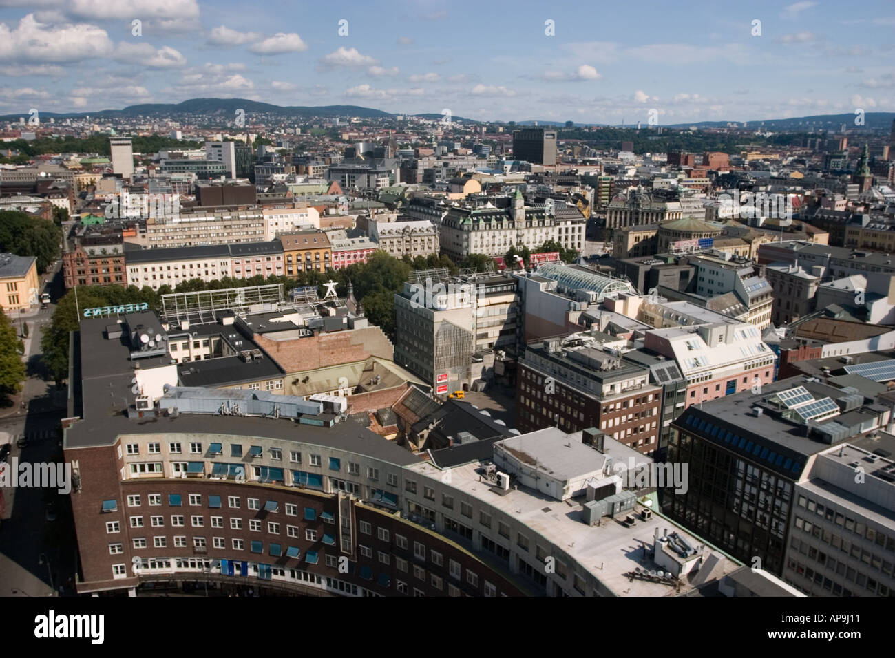 Ansicht der Stadt Norden aus Turm Radhus Rathaus Oslo Norwegen ...