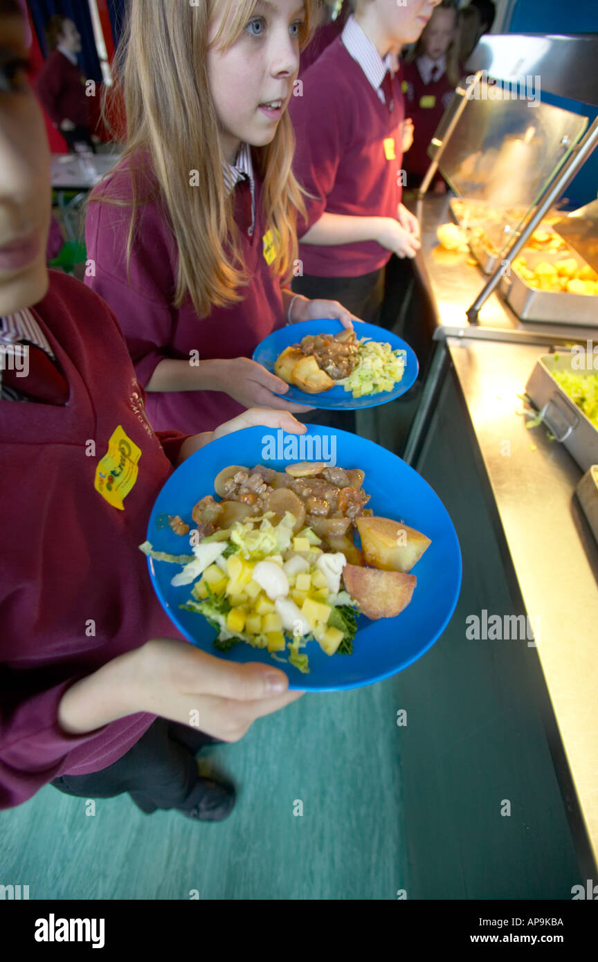 Jamie oliver school -Fotos und -Bildmaterial in hoher Auflösung – Alamy