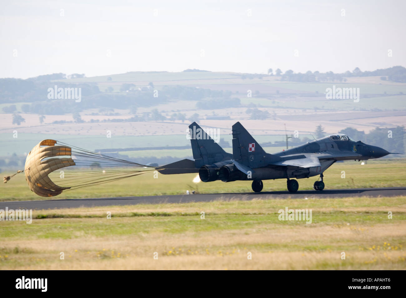 Polnische Luftwaffe MiG-29 Fulcrum Jet nachgestellte Bremsschirm ...