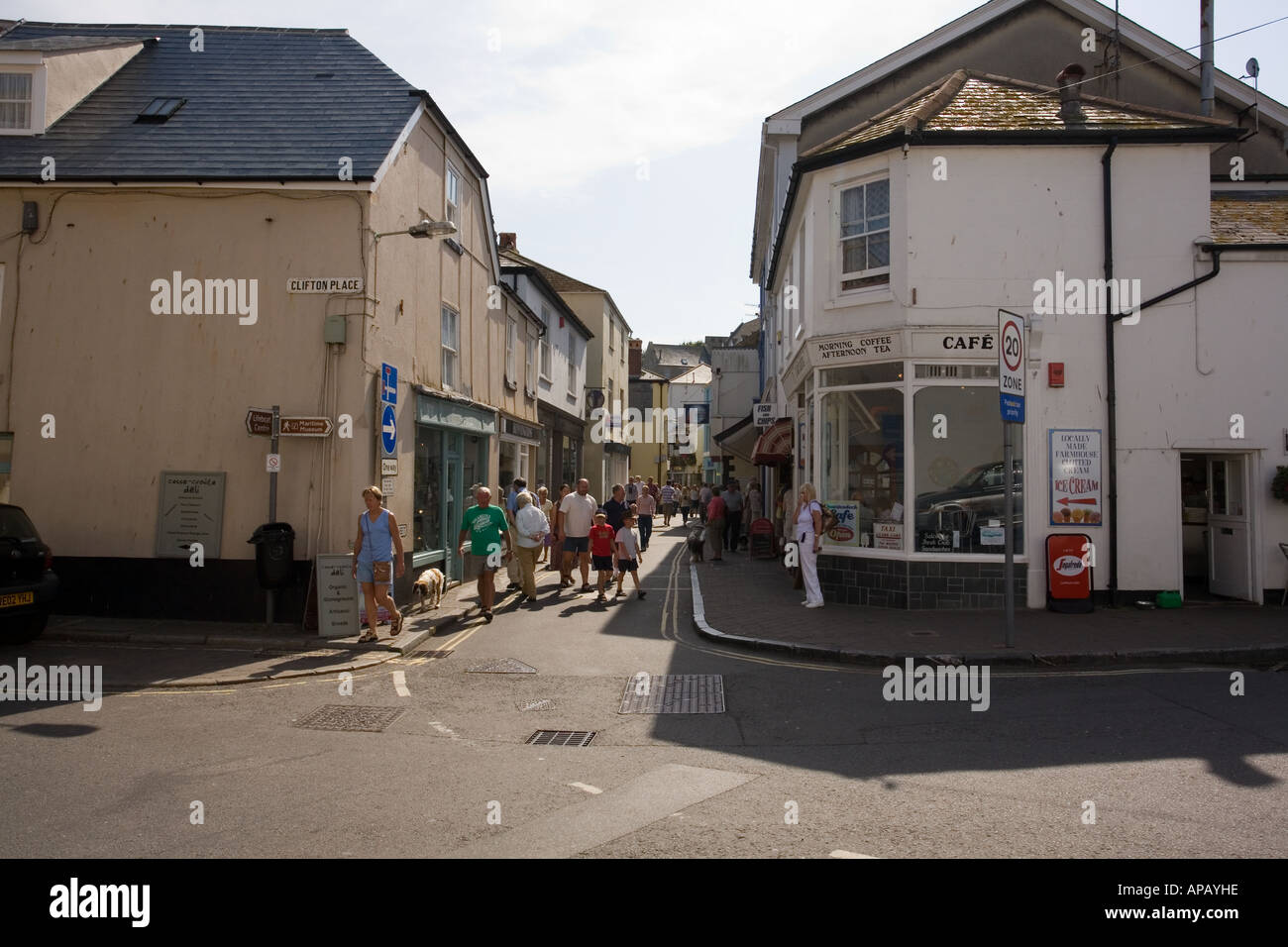 Salcombe shops -Fotos und -Bildmaterial in hoher Auflösung – Alamy