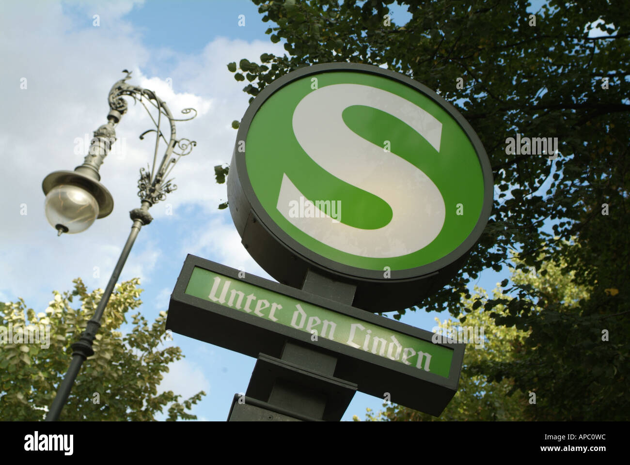 Berliner s bahn stationen -Fotos und -Bildmaterial in hoher Auflösung ...