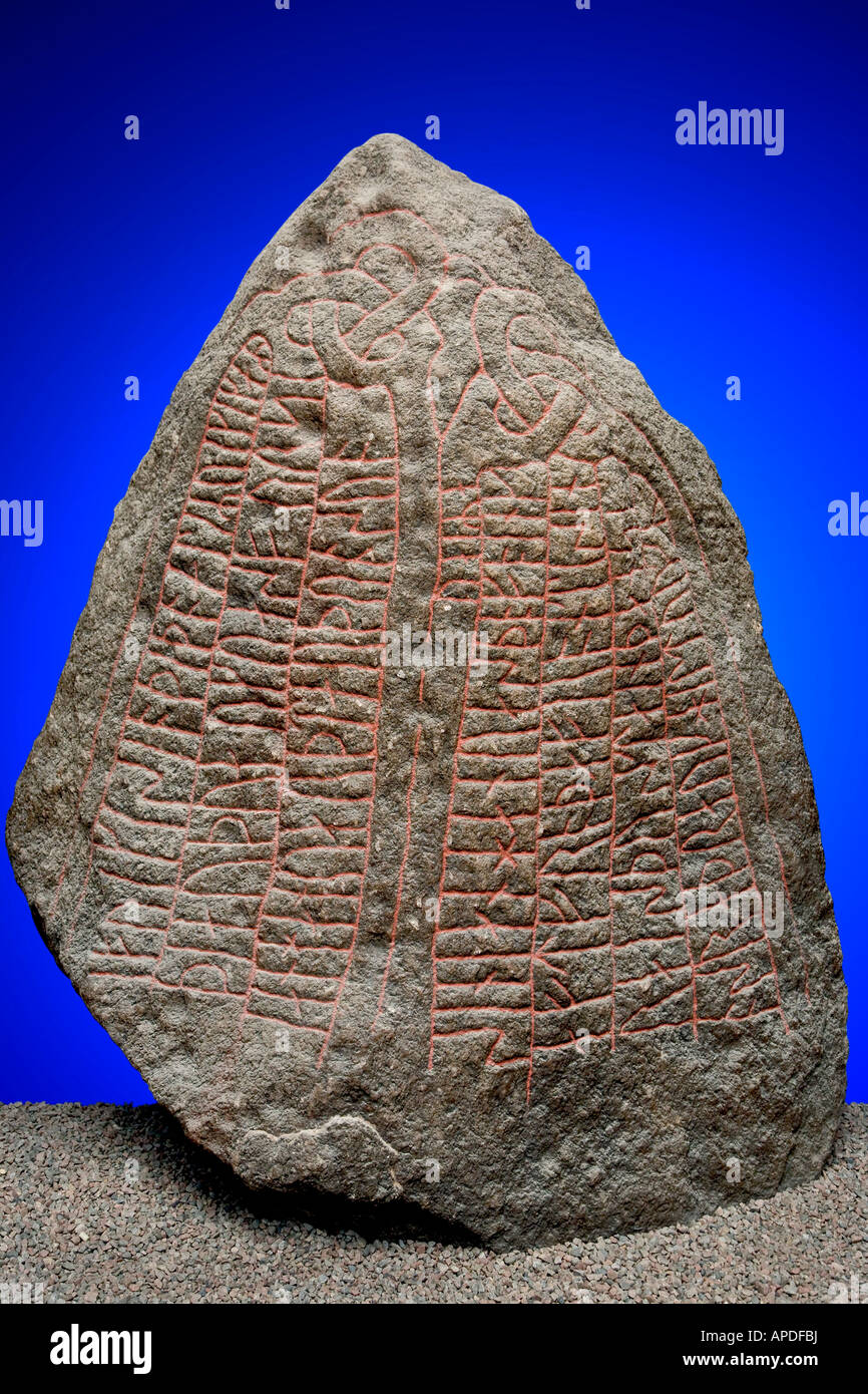 Wikinger runenstein -Fotos und -Bildmaterial in hoher Auflösung – Alamy