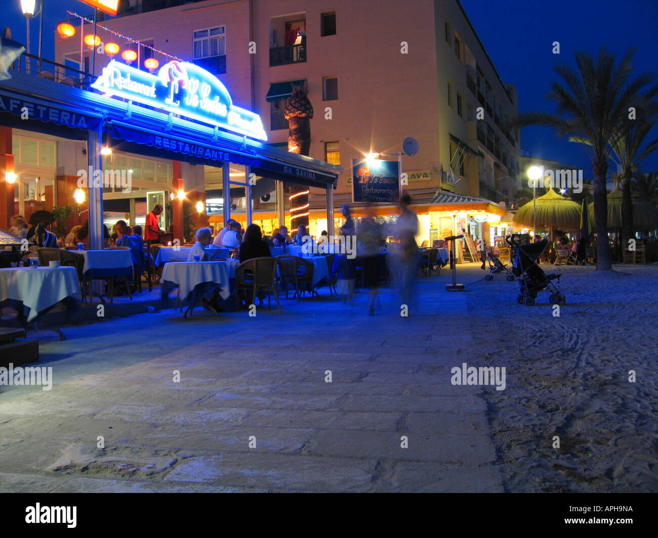Beach promenade port dalcudia alcudia -Fotos und -Bildmaterial in hoher ...