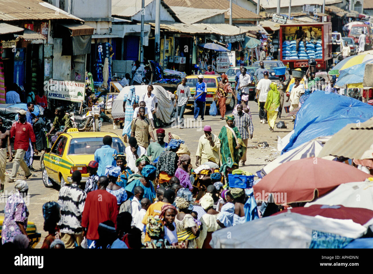 Serrekunda market -Fotos und -Bildmaterial in hoher Auflösung – Alamy