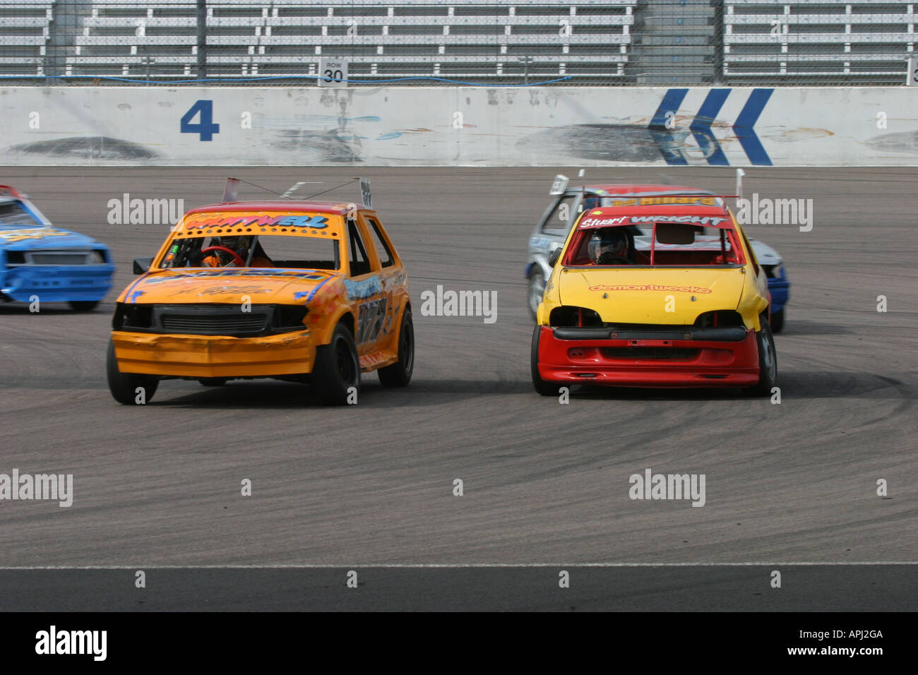 Car racing skid -Fotos und -Bildmaterial in hoher Auflösung – Alamy