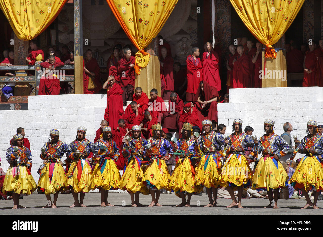 Tsechu monks festival -Fotos und -Bildmaterial in hoher Auflösung – Alamy