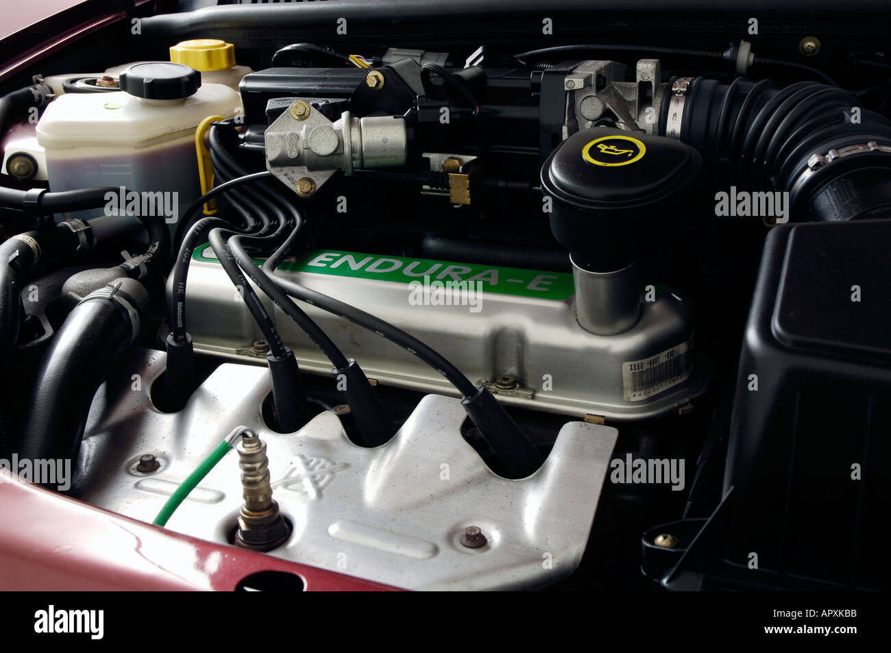 Ford ka engine car -Fotos und -Bildmaterial in hoher Auflösung – Alamy