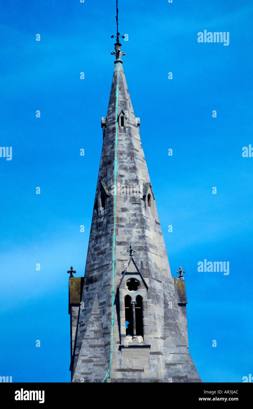 Blitzableiter auf St Dunstan Kirche Cheam Surrey Stockfotografie - Alamy