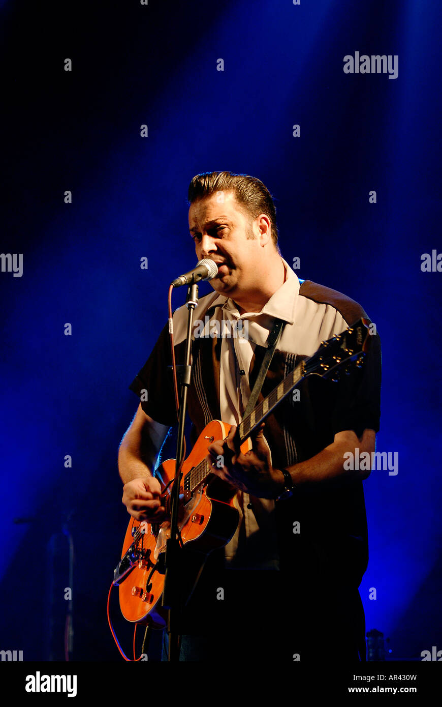 Rock n roll rockabilly -Fotos und -Bildmaterial in hoher Auflösung – Alamy