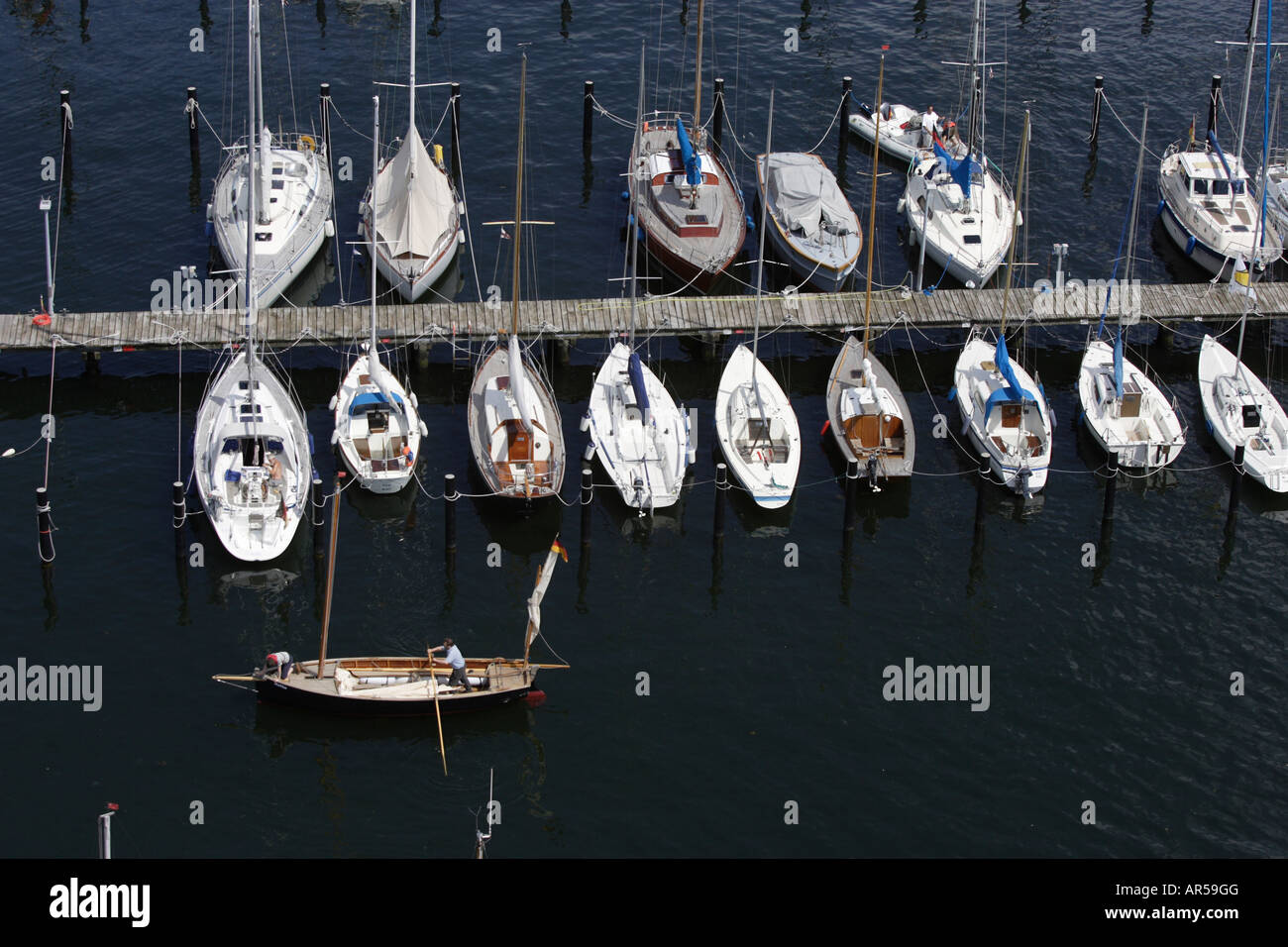 Segelboote in kiel -Fotos und -Bildmaterial in hoher Auflösung – Alamy
