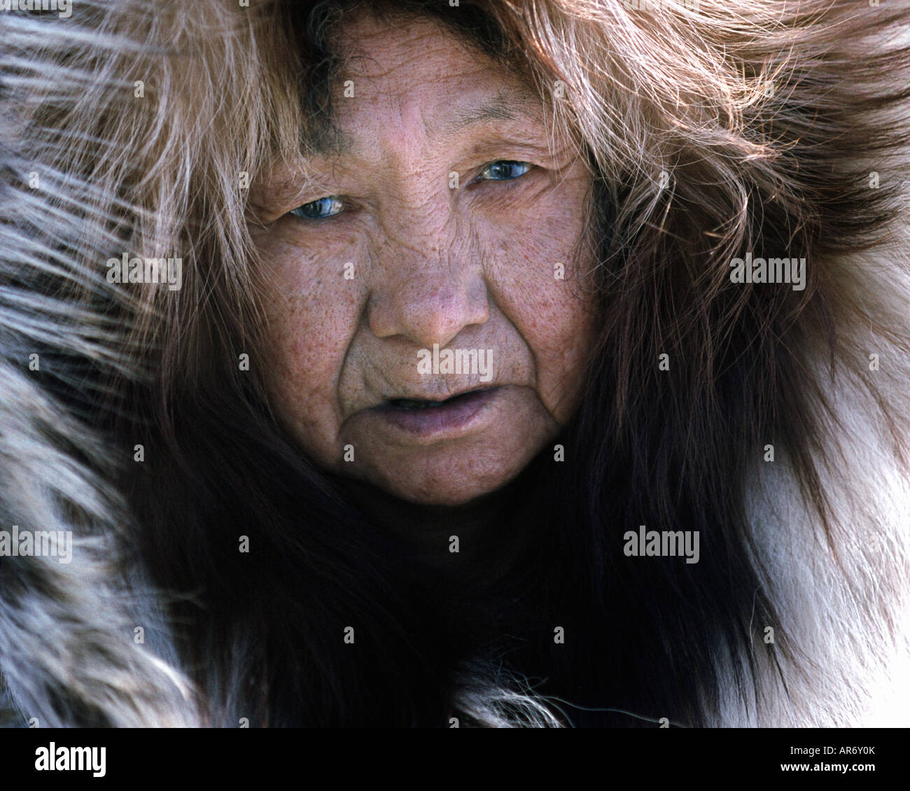 Eskimo woman -Fotos und -Bildmaterial in hoher Auflösung – Alamy