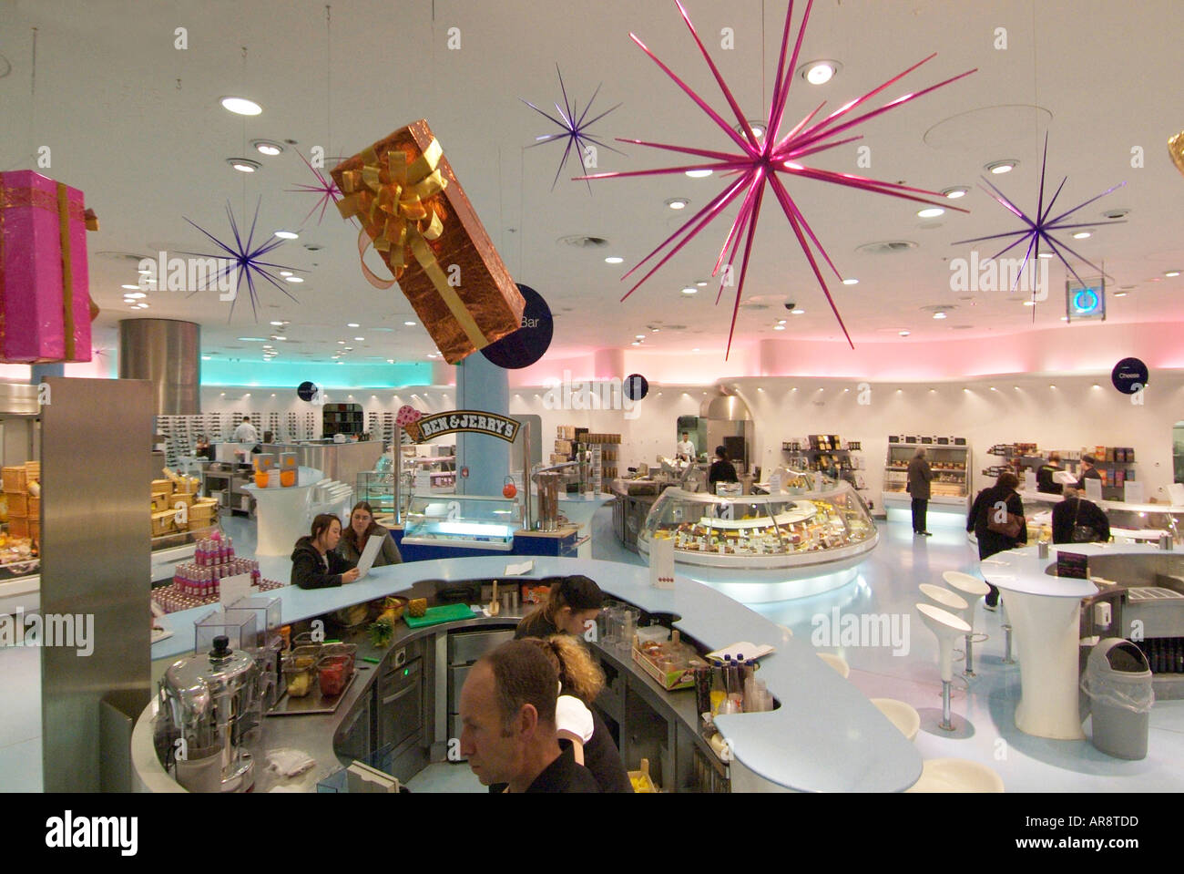 Selfridges essenshalle -Fotos und -Bildmaterial in hoher Auflösung – Alamy