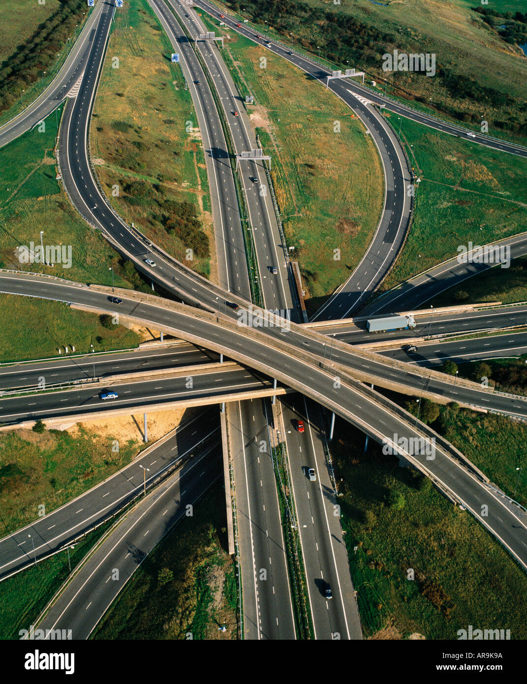 Autobahnkreuz Autobahn Stockfotos und -bilder Kaufen - Alamy