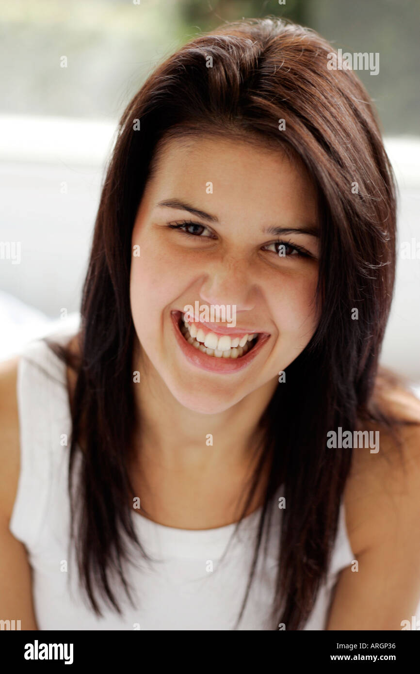 Mädchen hübsch 15 -Fotos und -Bildmaterial in hoher Auflösung – Alamy