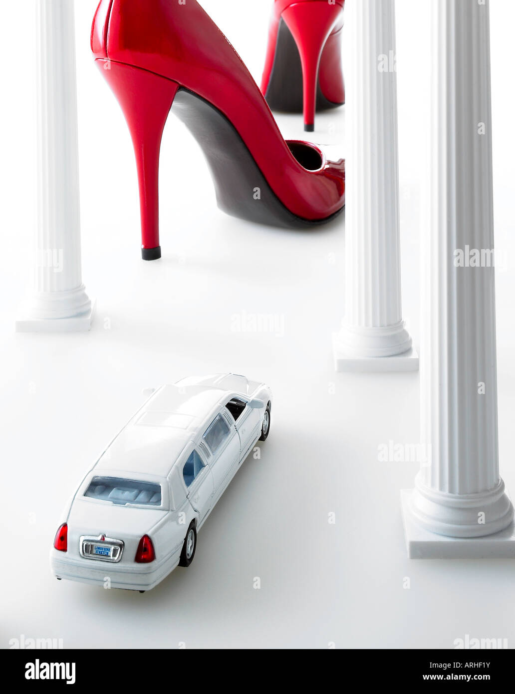 Girls high heels -Fotos und -Bildmaterial in hoher Auflösung – Alamy