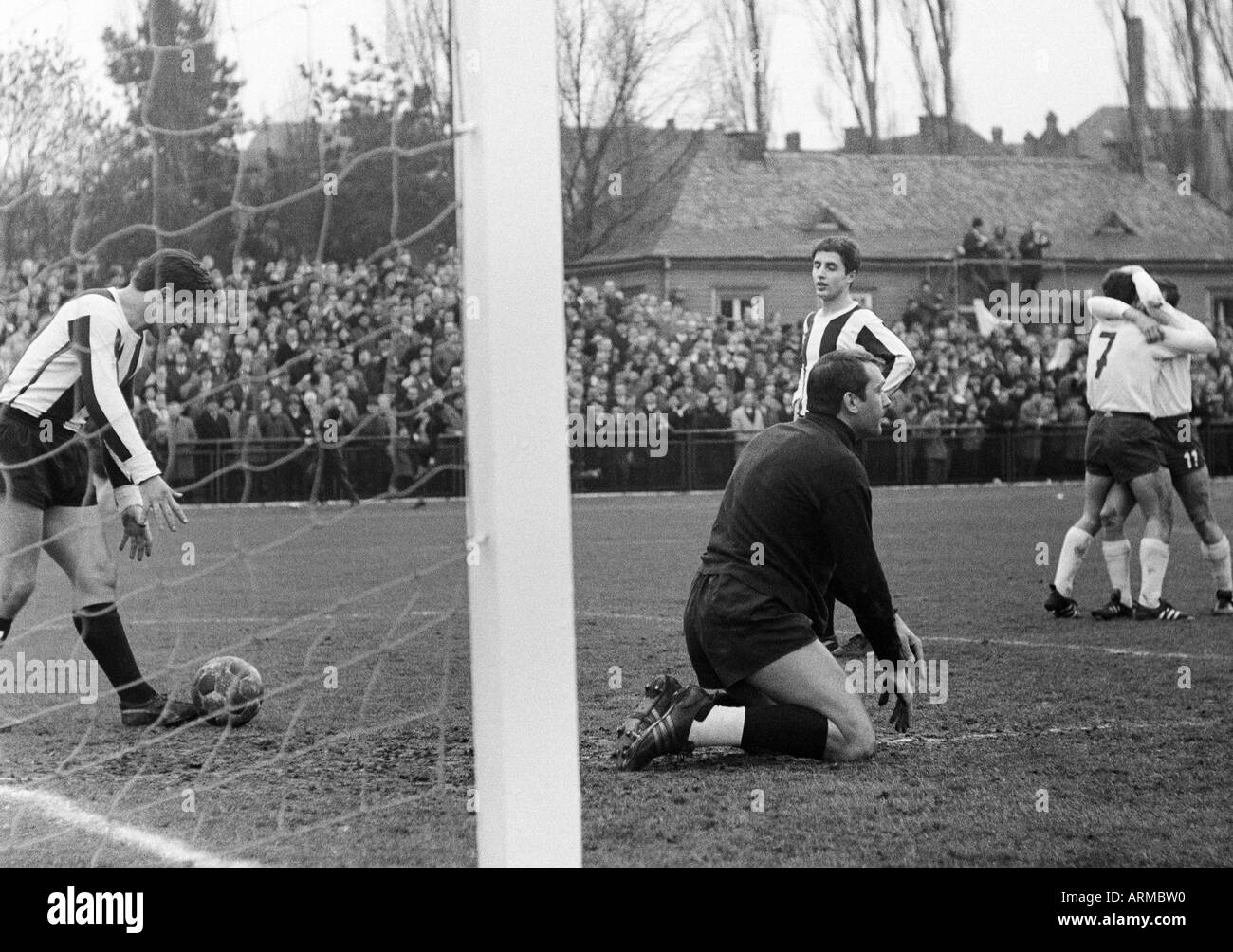 Poll oberhausen -Fotos und -Bildmaterial in hoher Auflösung – Alamy