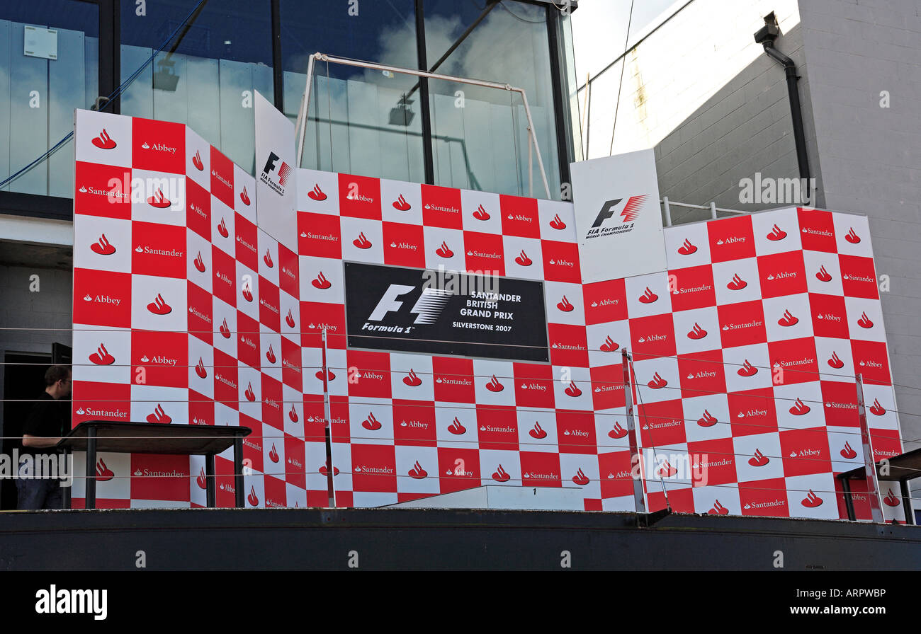 F1 mechaniker -Fotos und -Bildmaterial in hoher Auflösung – Alamy