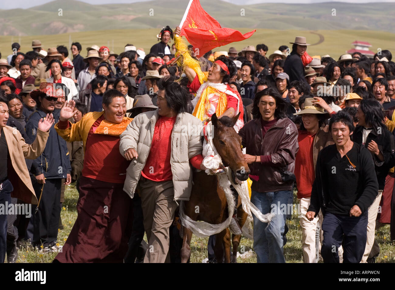 Lithang pferdefest -Fotos und -Bildmaterial in hoher Auflösung – Alamy