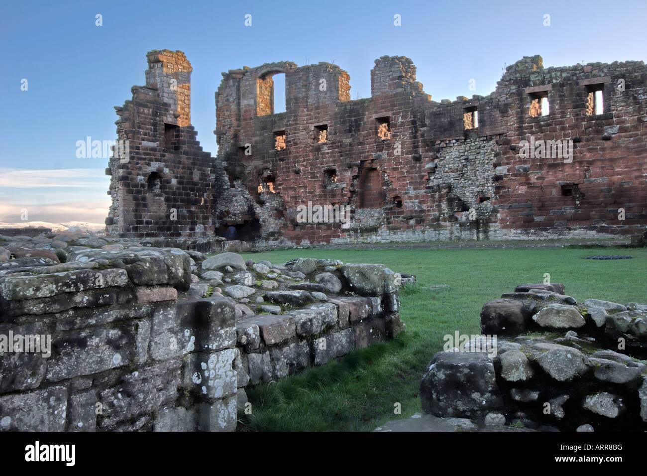 Die Ruinen des Penrith Castle in Penrith Cumbria UK Dezember 2007. Dies ...