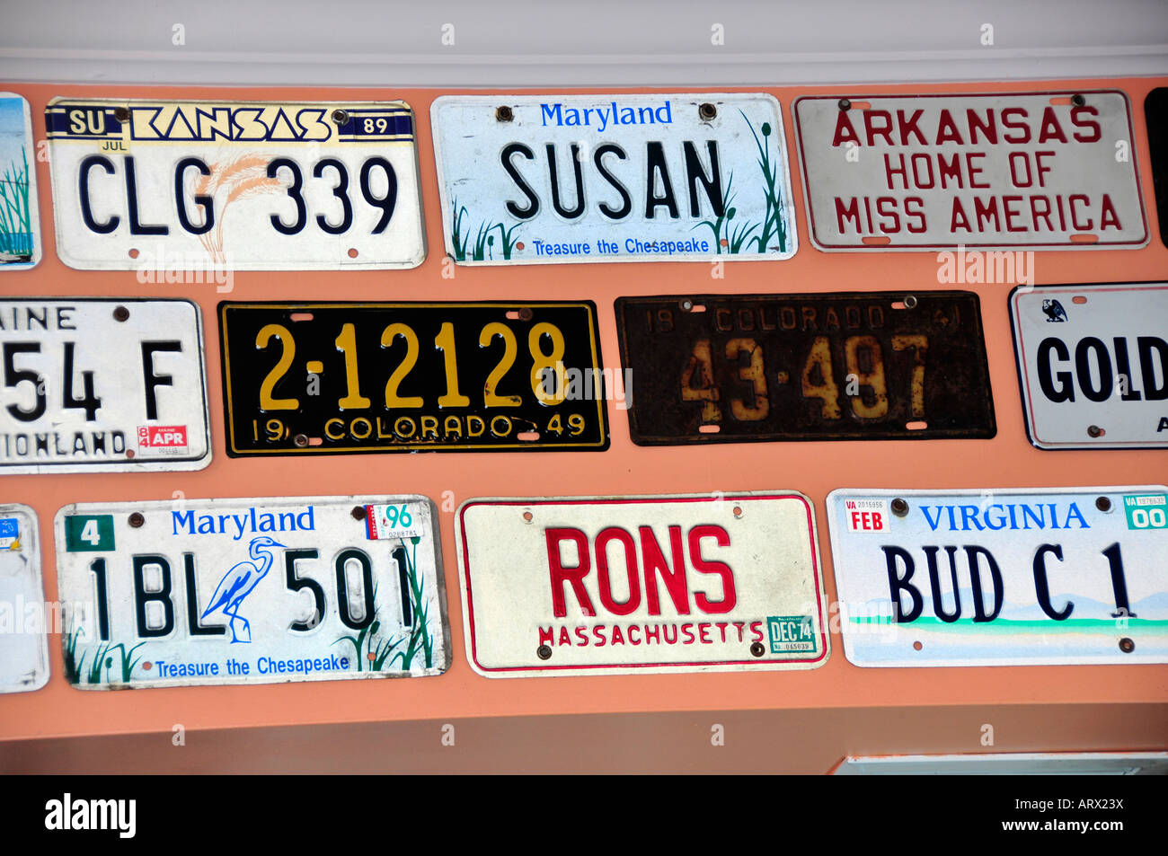 Alte Nummernschilder Stockfotos und -bilder Kaufen - Alamy