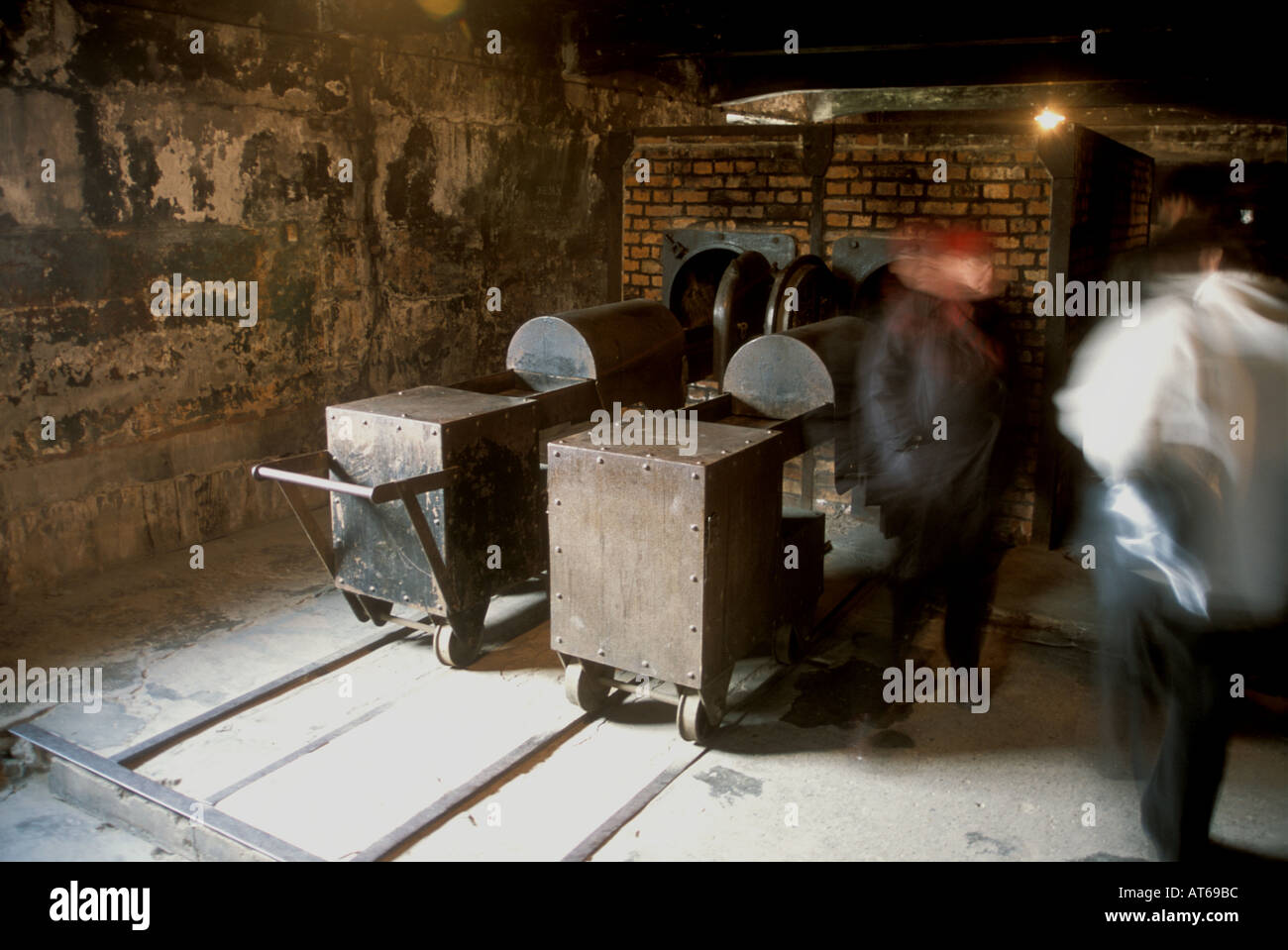 Leichenverbrennung auschwitz -Fotos und -Bildmaterial in hoher ...