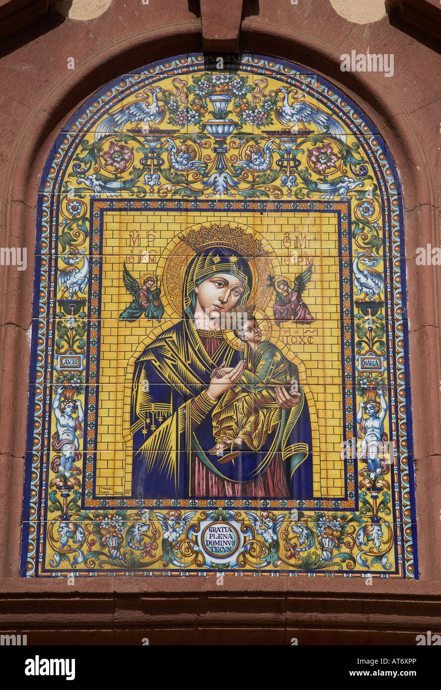 Madonna und Kind gefliest Symbol Darstellung an den Wänden der Iglesia ...