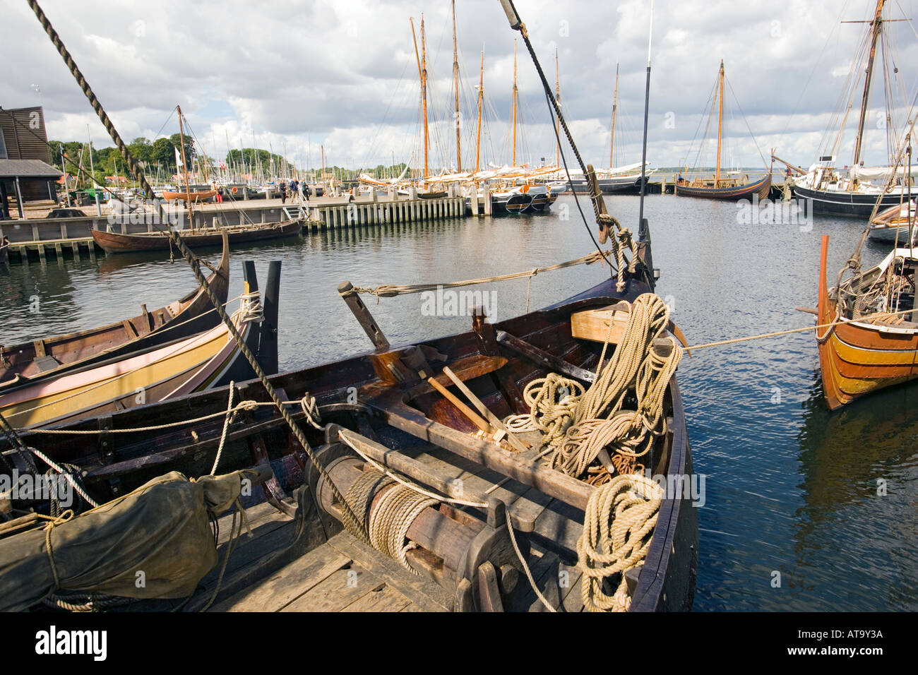 Knorr ship -Fotos und -Bildmaterial in hoher Auflösung – Alamy