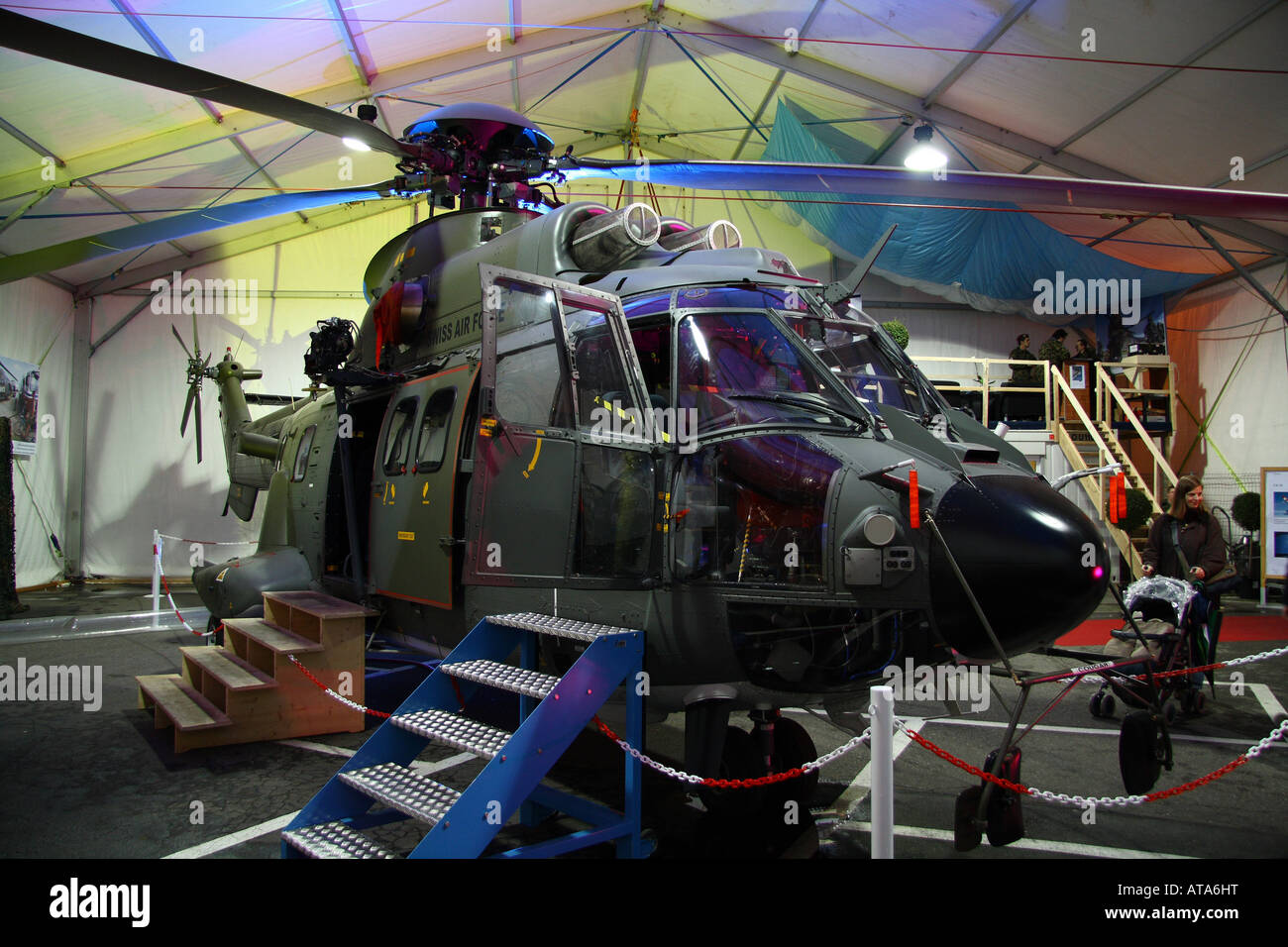 Schweizer Armee Aérospatiale SA 330 Puma Stockfotografie - Alamy