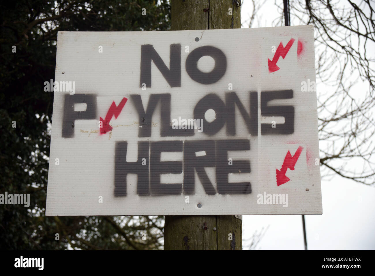 Anti pylon zeichen -Fotos und -Bildmaterial in hoher Auflösung – Alamy
