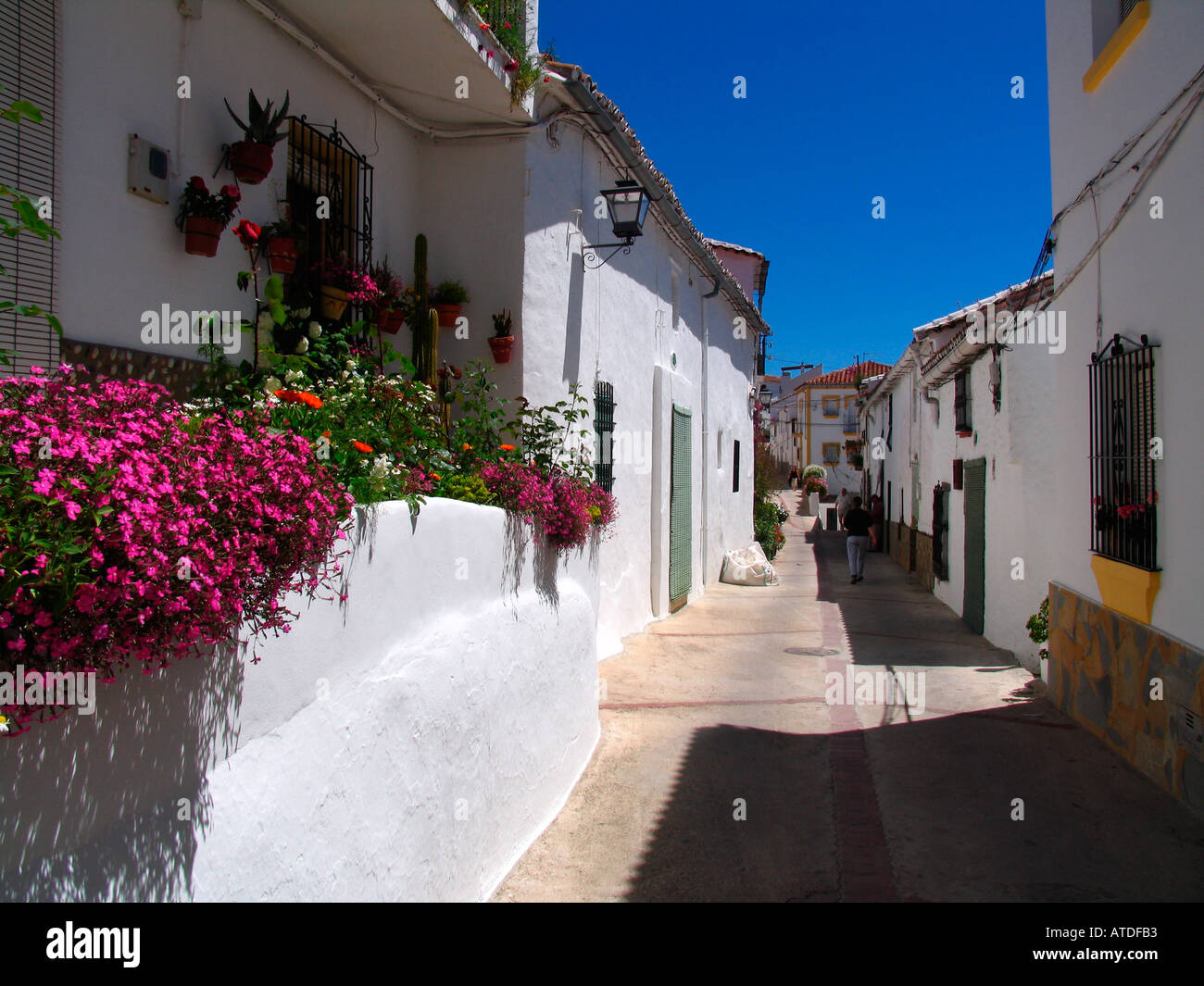 Gaucin andalucia spain white hill -Fotos und -Bildmaterial in hoher ...