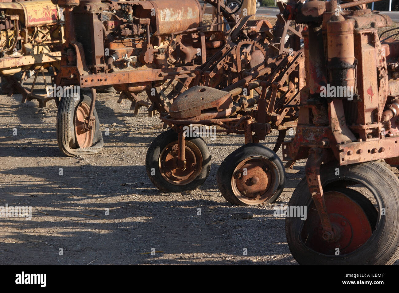 Alte traktoren -Fotos und -Bildmaterial in hoher Auflösung – Alamy