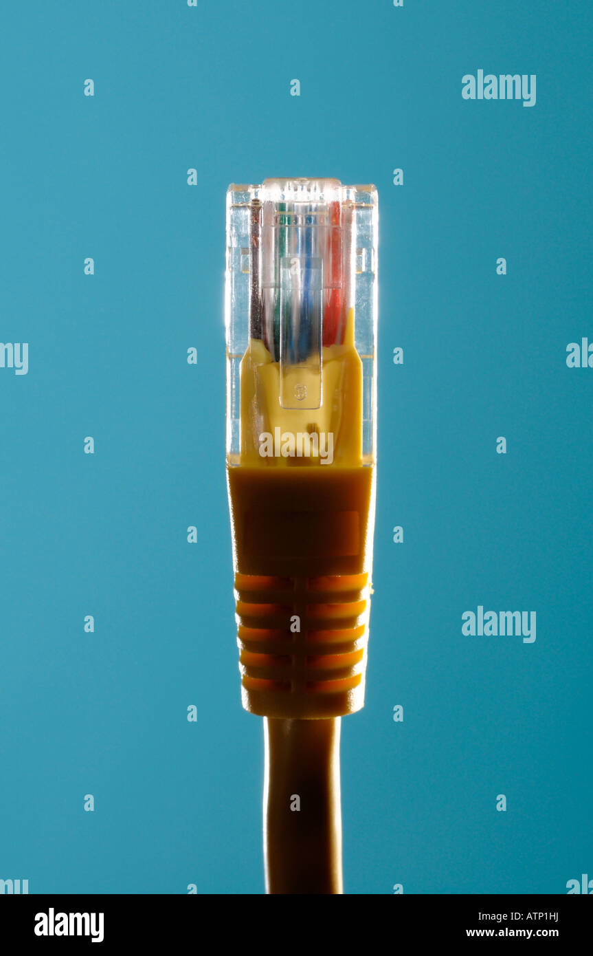 Ethernet cable -Fotos und -Bildmaterial in hoher Auflösung – Alamy