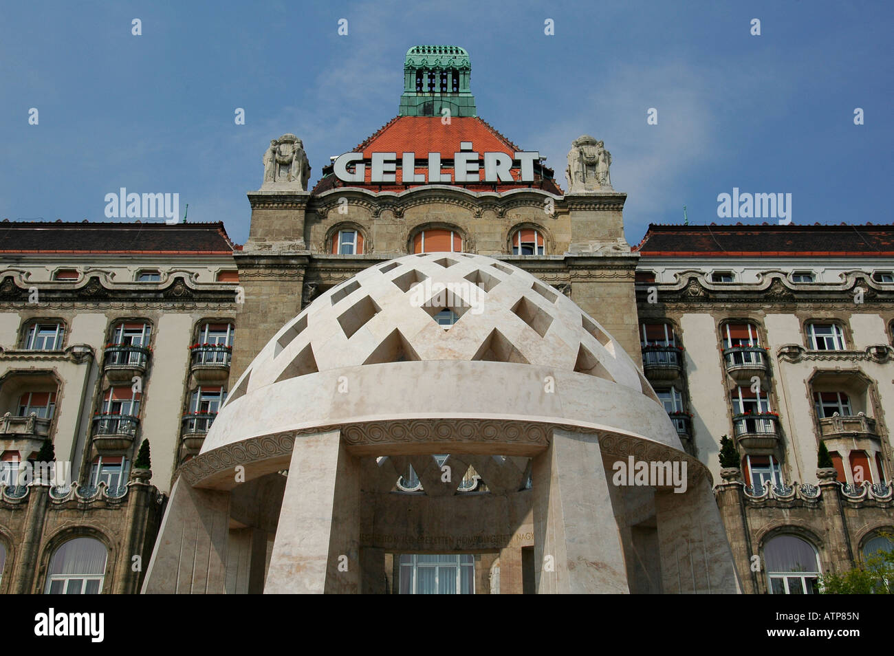 Jugendstil. Architektur des Gellert Thermalbad oder Gellert furdo im ...