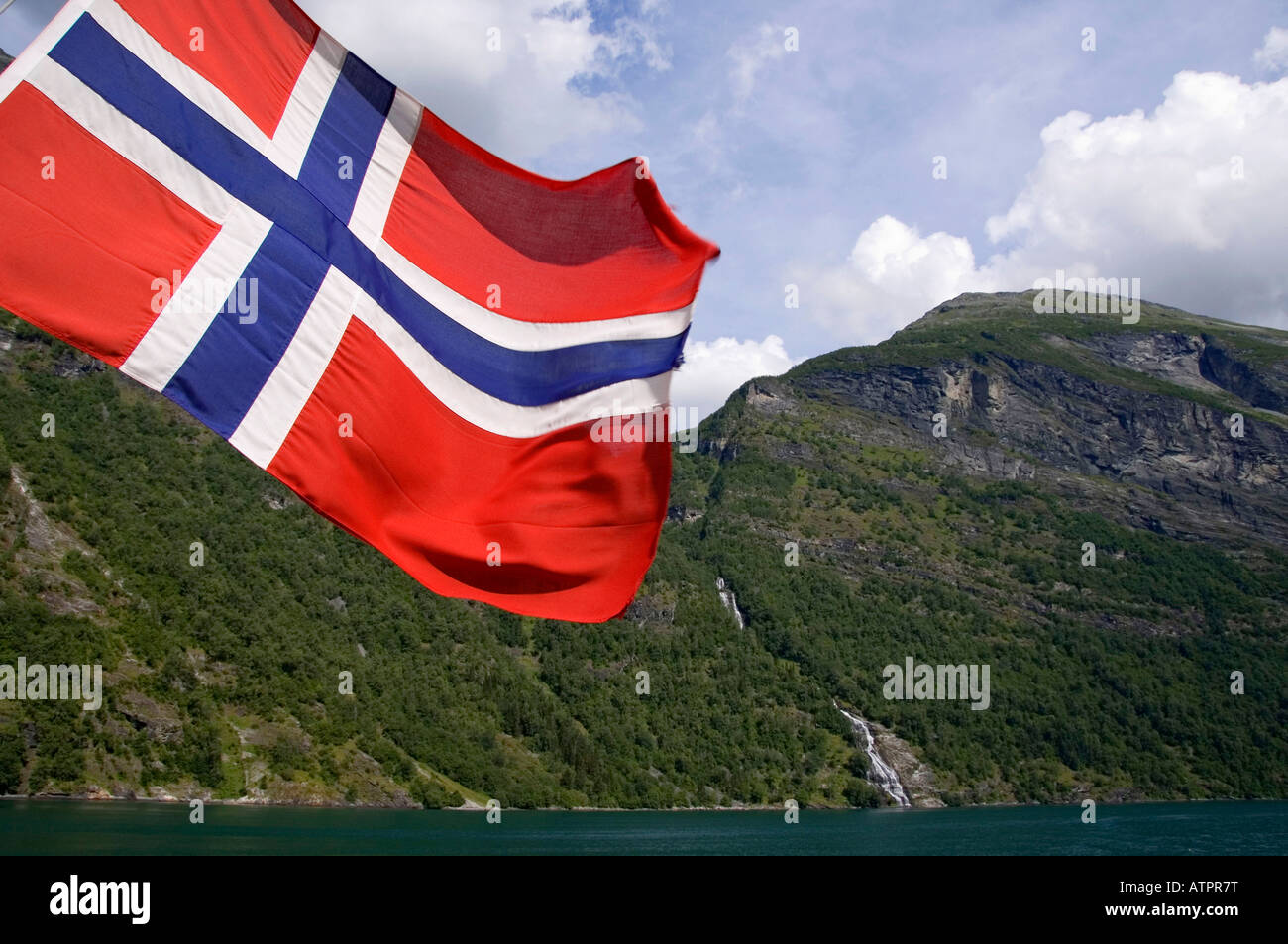 Flagge norwegen -Fotos und -Bildmaterial in hoher Auflösung – Alamy