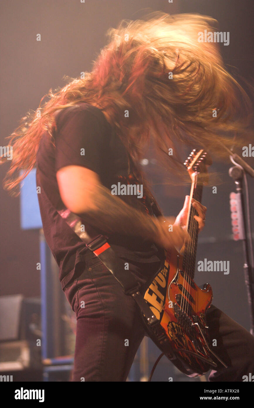 Gitarrist metal band sepultura -Fotos und -Bildmaterial in hoher Auflösung – Alamy