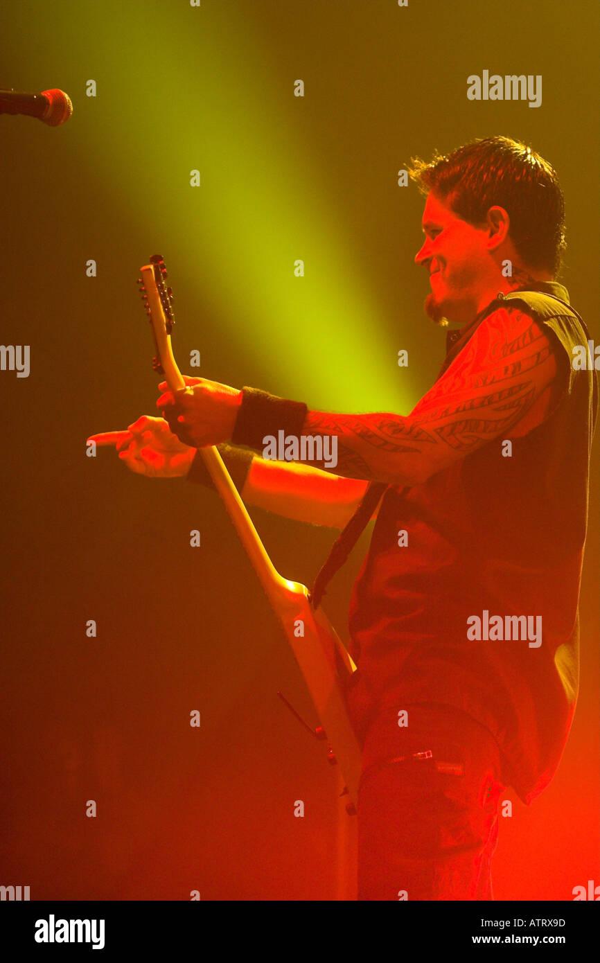 Phil demmel maschinenkopf -Fotos und -Bildmaterial in hoher Auflösung ...