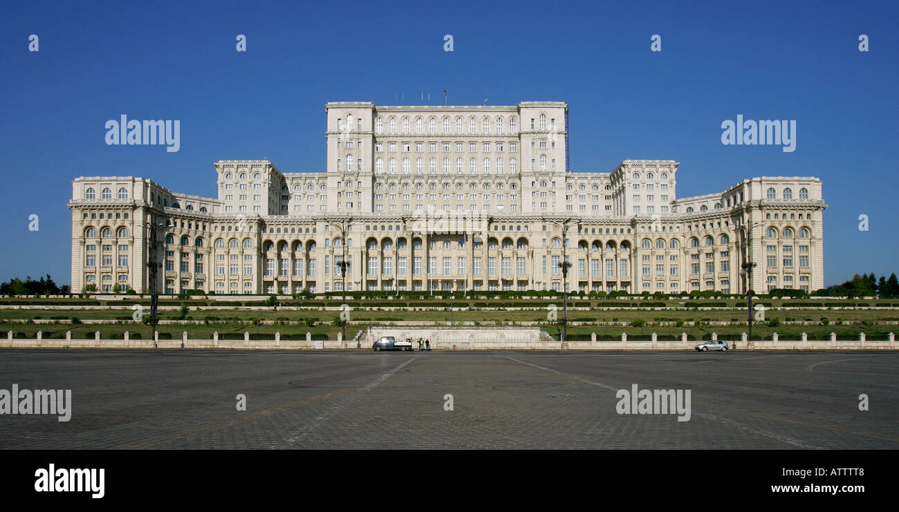 Nicolae ceausescu palast -Fotos und -Bildmaterial in hoher Auflösung ...