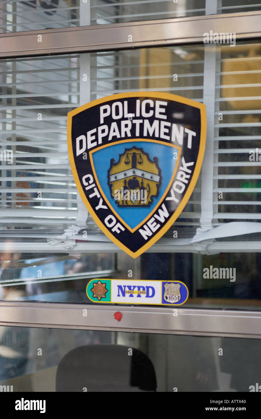 Offizielles logo der nypd -Fotos und -Bildmaterial in hoher Auflösung – Alamy