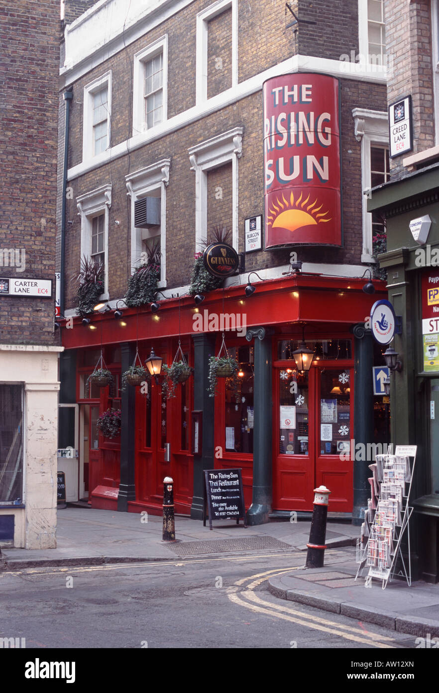 Die aufgehende sonne pub carter lane london -Fotos und -Bildmaterial in ...