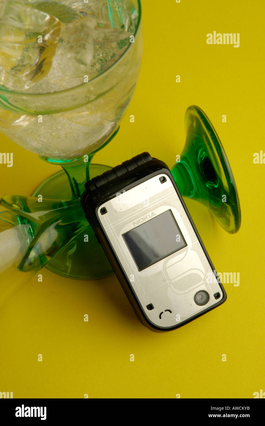 Nokia mobile phone -Fotos und -Bildmaterial in hoher Auflösung – Alamy